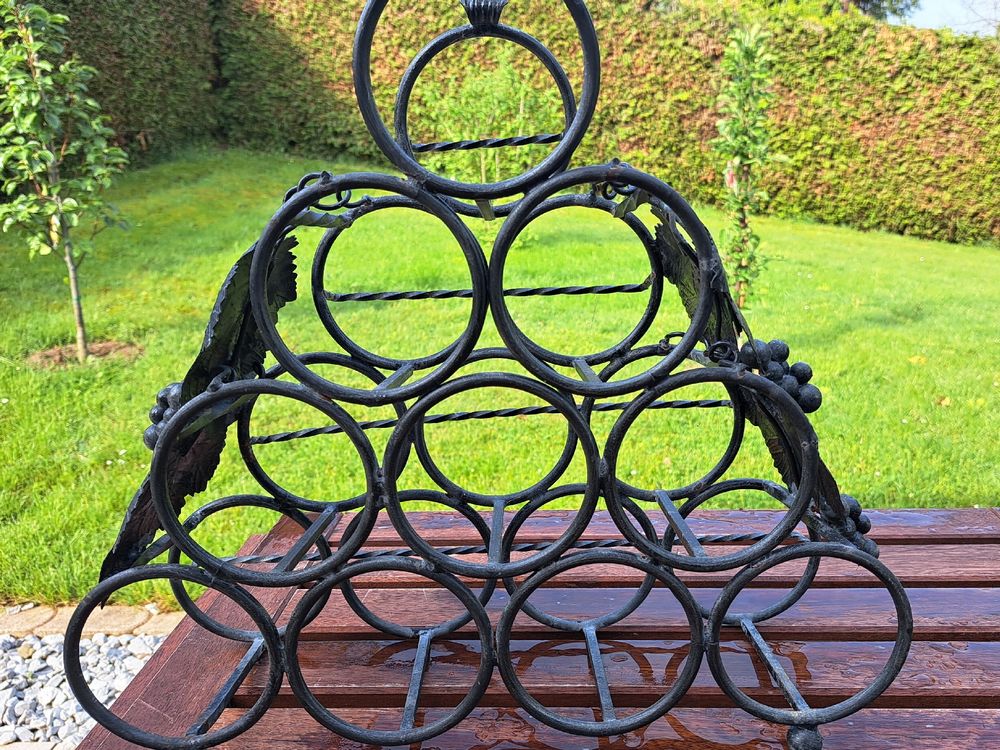 Range bouteilles en fer forgé - décor feuilles🍇 (Gebraucht) in Courtaman für CHF 30 – nur ...