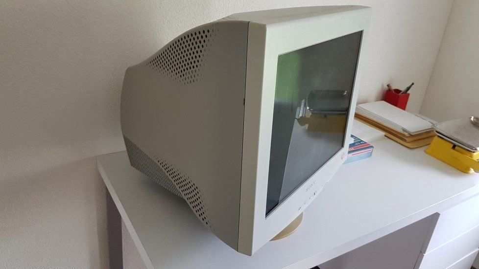 Monitor Sony Trinitron CPD-G520 21" | Kaufen auf Ricardo