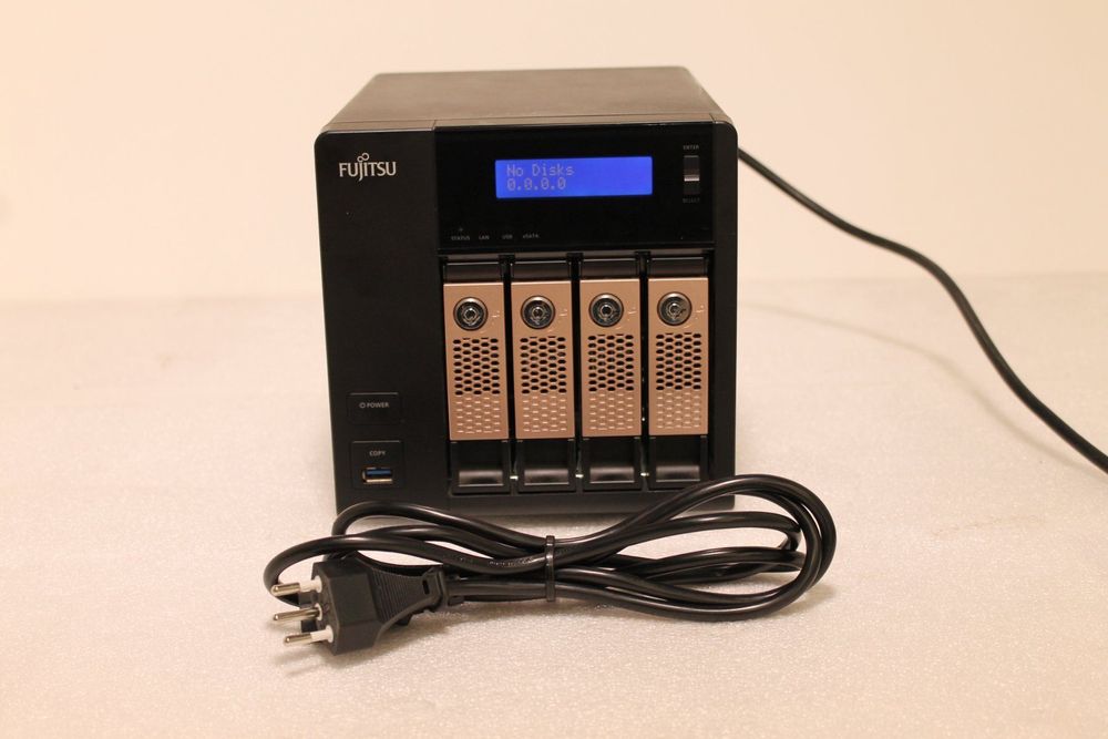 NAS Fujitsu Celvin Q800 (Gebraucht) in Chur für CHF 72 – mit Lieferung ...