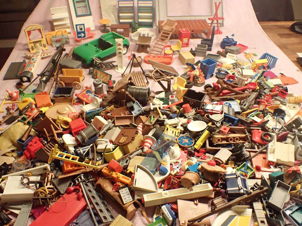 sehr viel Zubehör und Ersatzteile von PLAYMOBIL | Kaufen auf Ricardo