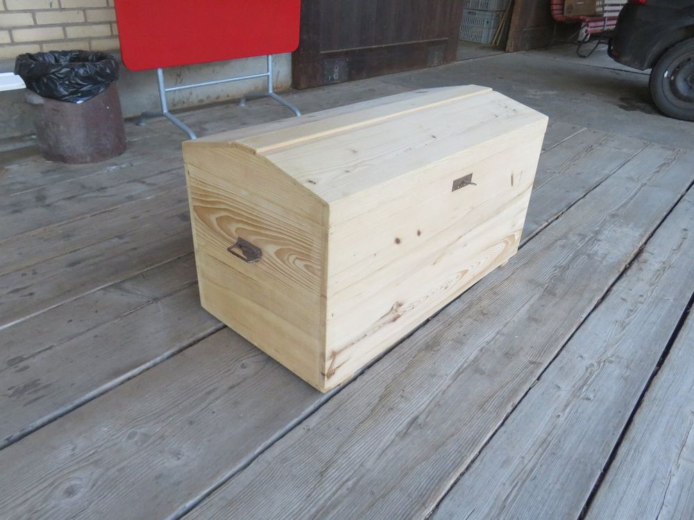 antike Truhe (Gebraucht) in Ruswil für CHF 190 – nur Abholung auf ...