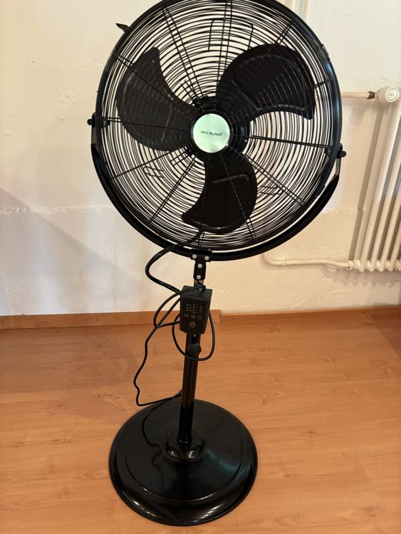 Ventilator gross mit Fuss (Neu (gemäss Beschreibung)) in Affoltern am ...