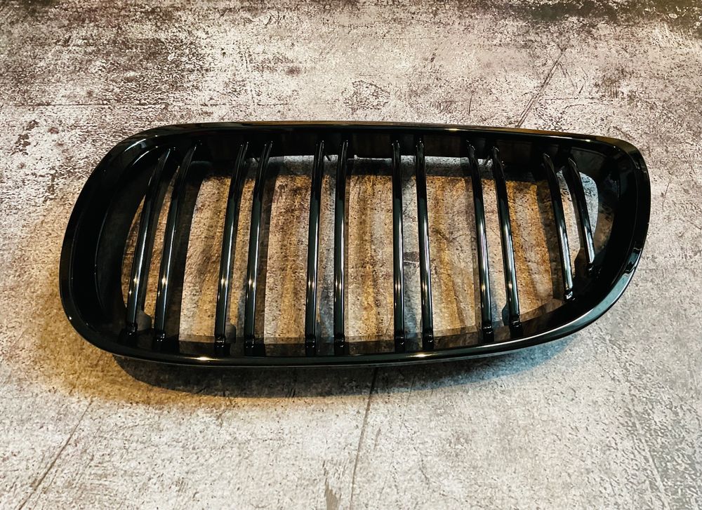 BMW Nieren 3 Serie E92, E93, M3 M Doppelspeichen Kühlergrill (Neu und originalverpackt) in ...