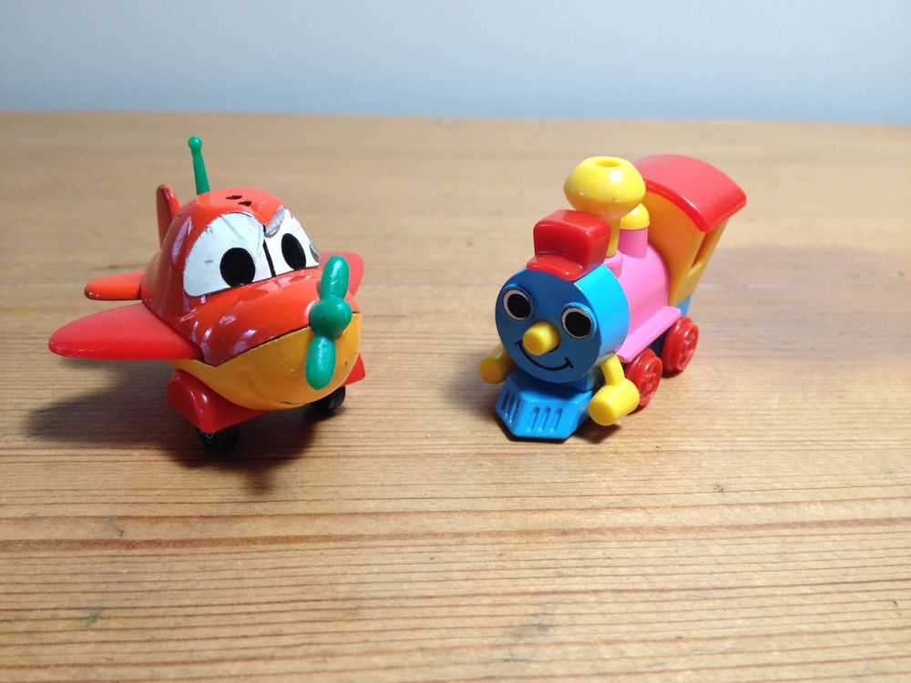 Tomy Diecast#52 Pedro Mail Plane #53 CaseyJr Locomotive | Kaufen auf ...