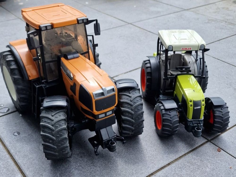 Lenny verkauft 2 Traktoren 1x Claas & 1x Renault (Gebraucht) (Gebraucht ...