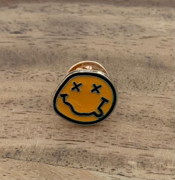 Pin / Anstecker, Motiv: Smiley / Emoji (Neu und originalverpackt) in ...