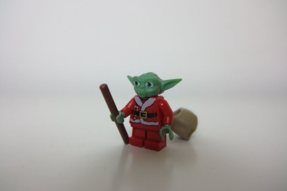 LEGO Star Wars Minifigur Yoda Santa | Kaufen auf Ricardo