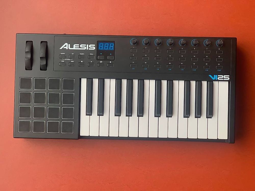 Alesis VI25 MIDI Keyboard / Controller (Gebraucht) in Langenthal für ...