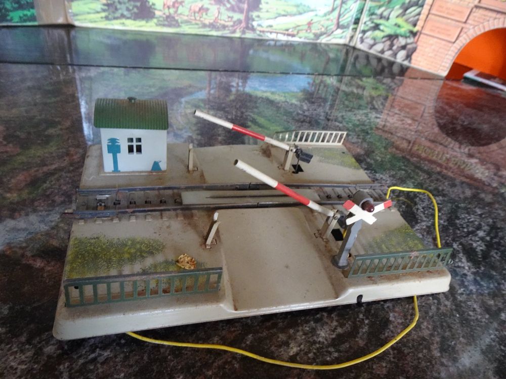 Märklin Bahn$bergang H0 WS / int 67 (Gebraucht) in Winterthur für CHF 6 – mit Lieferung auf ...