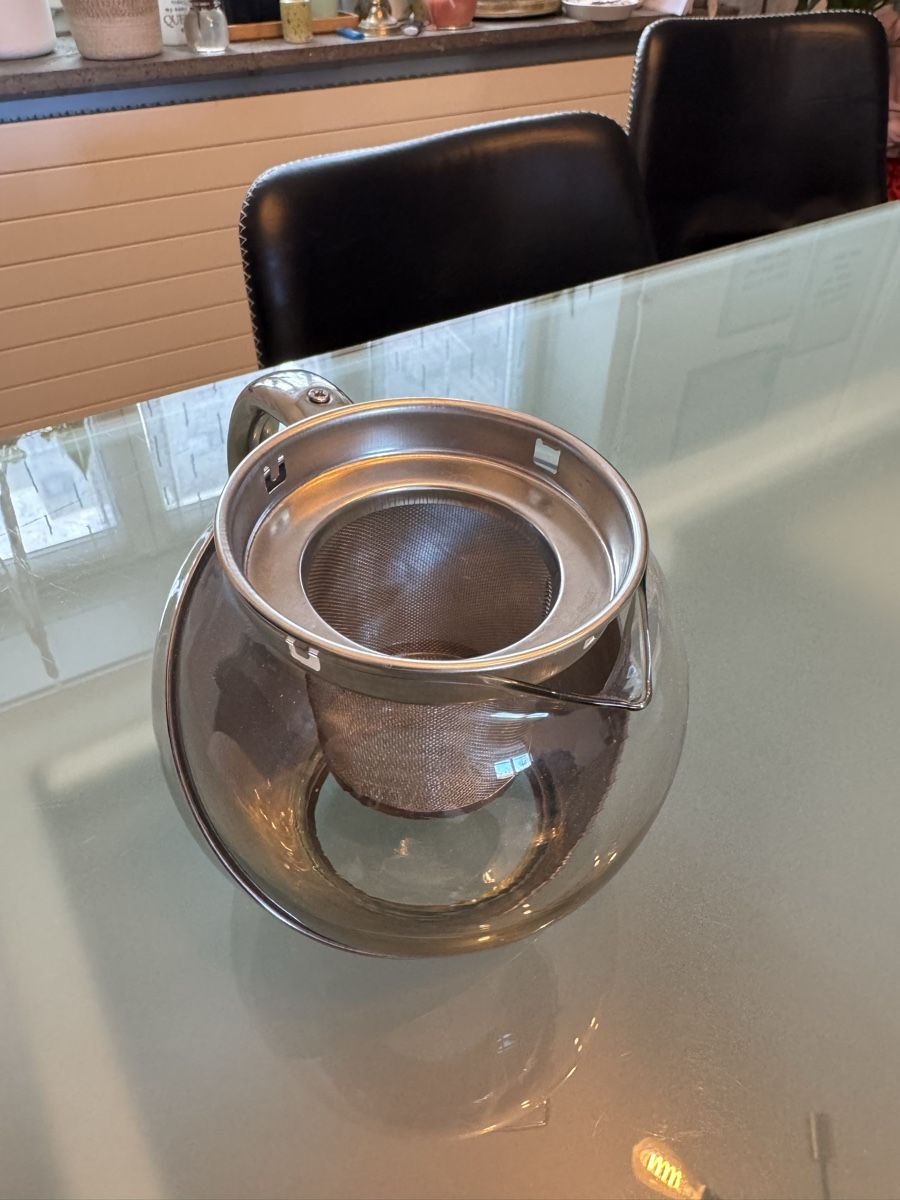 Glas Teekanne mit Filter-Einsatz, ideal für Winterzeit (Gebraucht) in ...