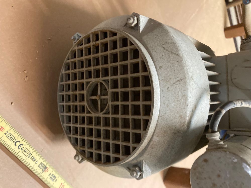 El. Motor (Gebraucht) in zürich für CHF 22 – mit Lieferung auf Ricardo ...