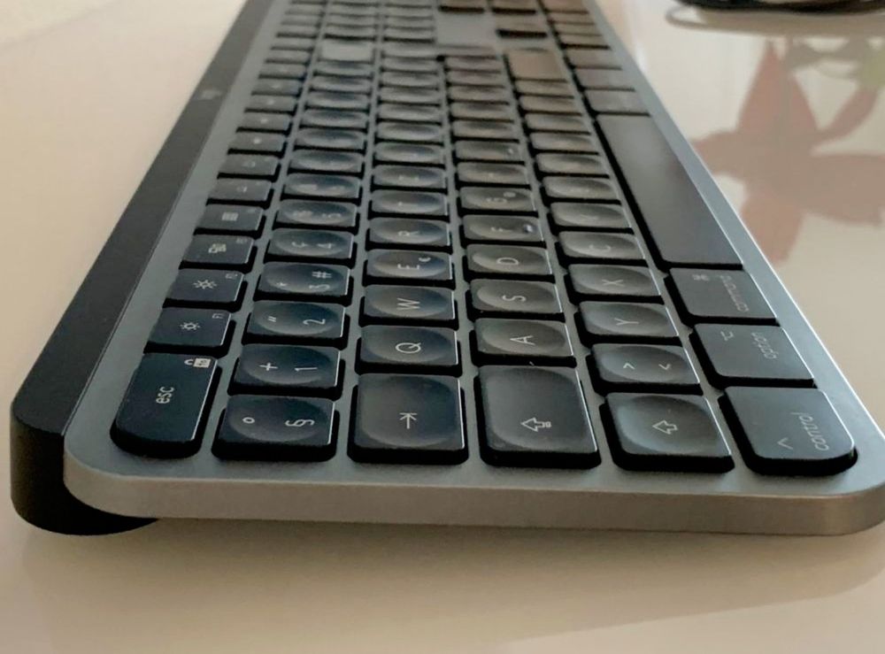 Logitech - MX Tastatur für Mac (CH) (Neu (gemäss Beschreibung)) in ...