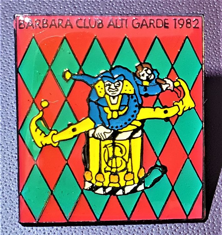 Q022 - Pin Barbara Club Alti Garde 1982 Basel Fasnacht (Gebraucht) in ...