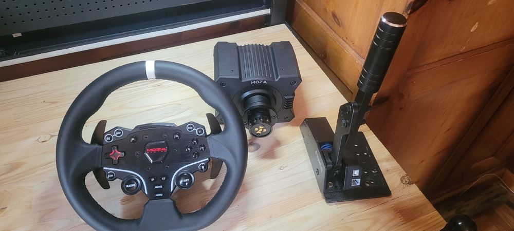 Moza R5 Wheel Base (Gebraucht) in Chur für CHF 340 – mit Lieferung auf ...