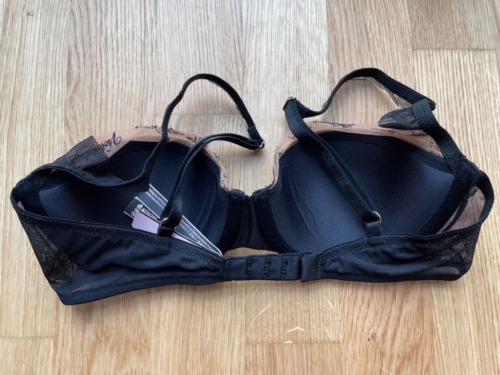 Victoria’s Secret Very Sexy Logo Bra 70C NEW | Kaufen auf Ricardo