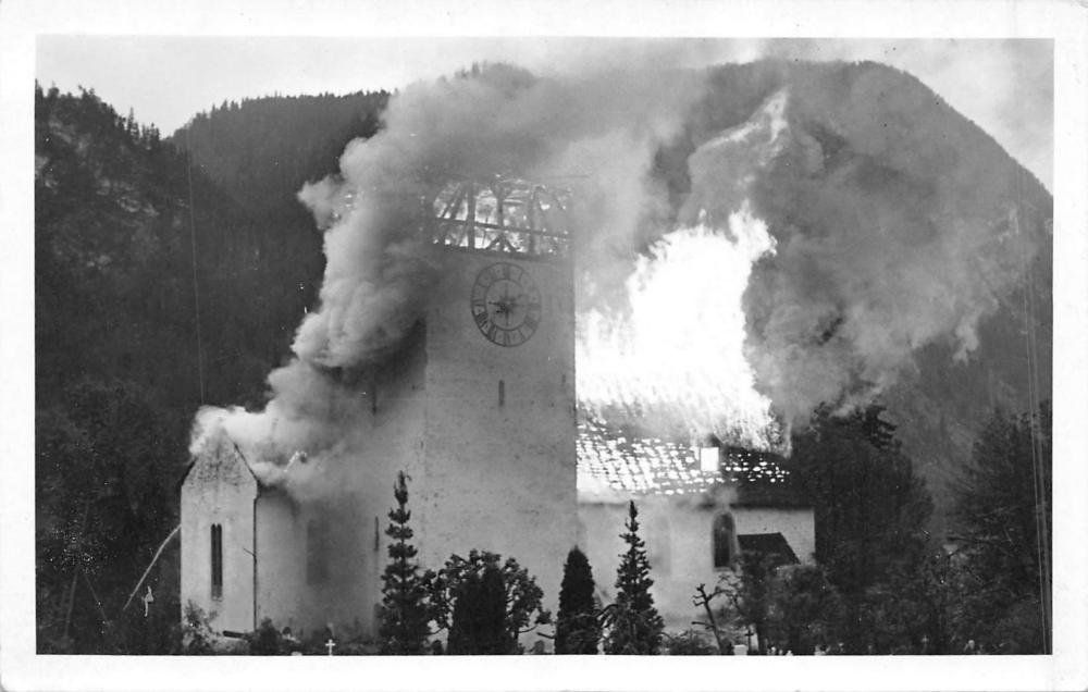 Saanen Kirche im Vollbrand 1940 (Gebraucht) in Bichelsee für CHF 50 – mit Lieferung auf Ricardo ...