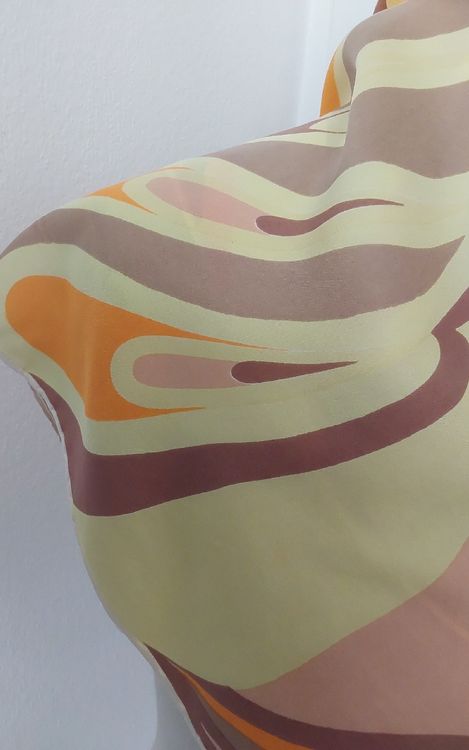 Foulard Seide quadratisch (Gebraucht) in Köniz für CHF 7 – mit ...