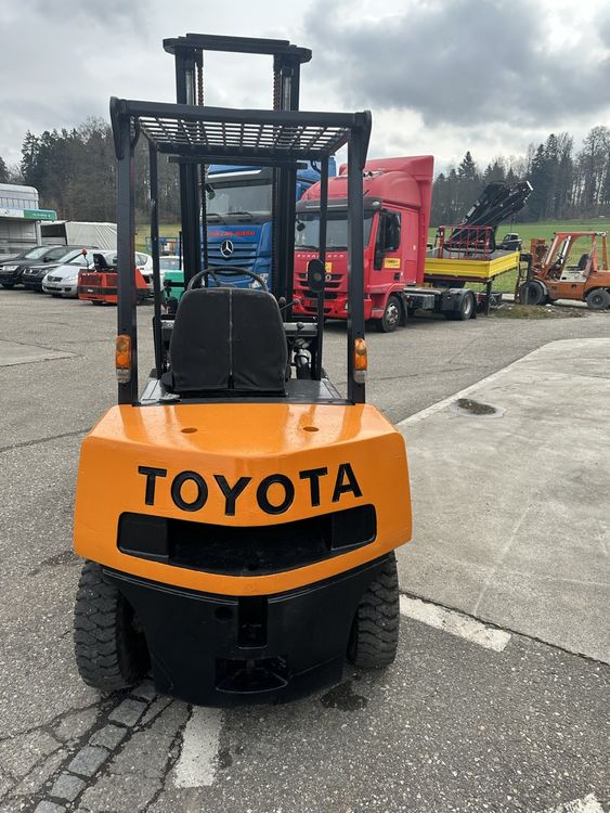 Stapler Toyota Benzin (Gebraucht) in Aarwangen für CHF 3812 – nur Abholung auf Ricardo kaufen