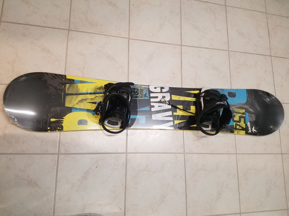 Snowboard Raven mit Stuff Bindung NEU! (Neu und originalverpackt) in ...
