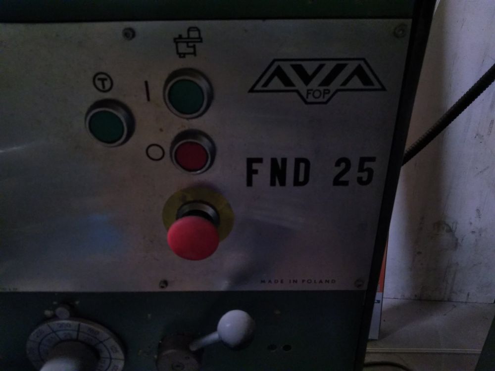 fräsmaschine AVIA DNF 25 mit Digitalanzeige und Zubehör | Kaufen auf Ricardo