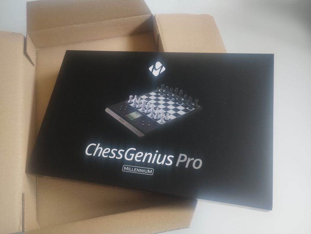 Schachcomputer Chess Genius Pro M815 von Millennium (Gebraucht) in Horw für CHF 85 – nur ...