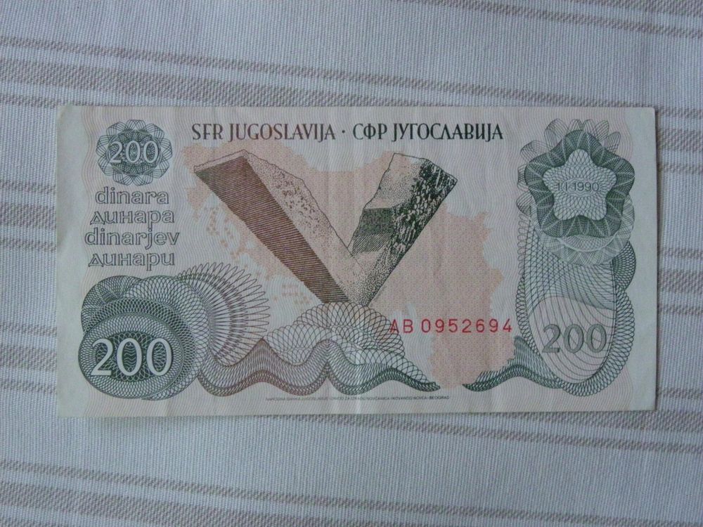 200 Dinara 1990 SFR, Jugoslawien Vardar Denkmal, Note (Gebraucht) in Untersiggenthal für CHF 4.5 ...