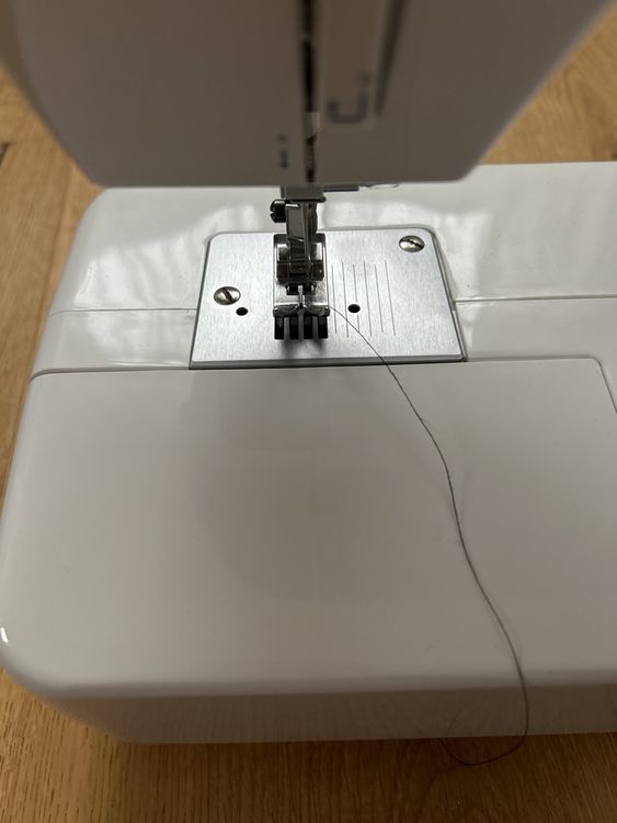 Singer Nähmaschine, Model 8280 | Kaufen auf Ricardo