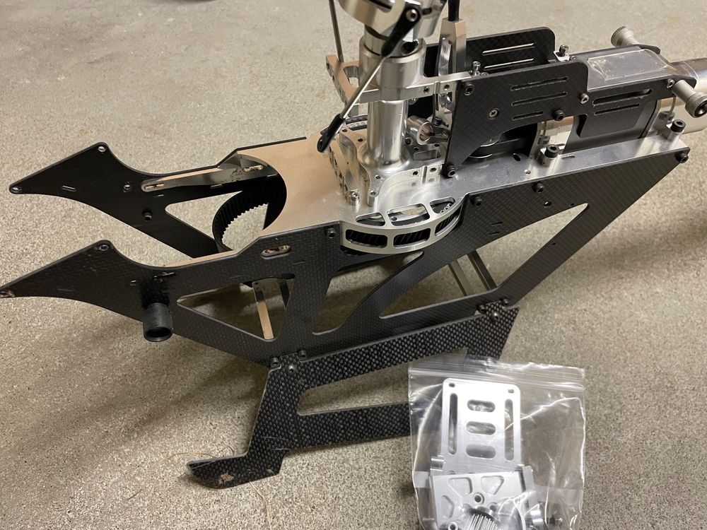 Rc Helikopter Core 700 (Gebraucht) in Koppigen für CHF 1 – nur Abholung ...