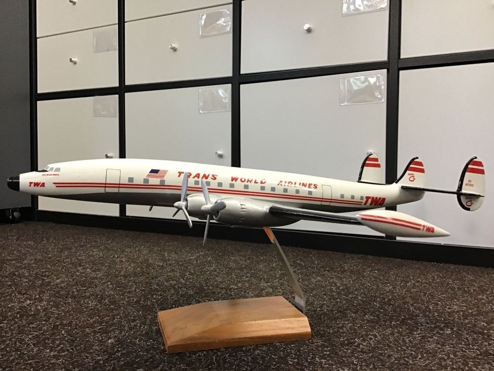 Modellflugzeug __ Lockheed Super Constellation _ TWA __ 1:72 (Gebraucht ...