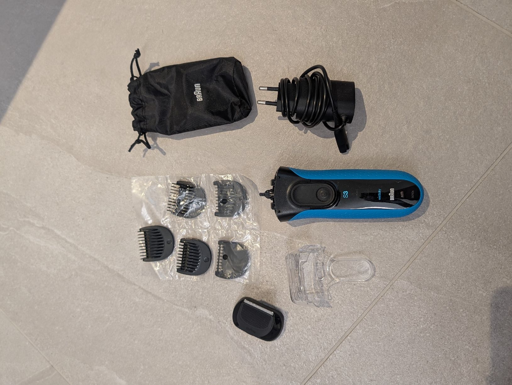 Braun Series 3 Rasierer (Gebraucht) in Boswil für CHF 1 – mit Lieferung ...