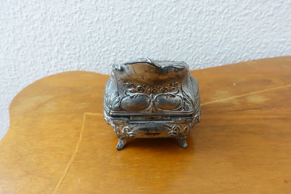 Antike kleine Schatulle | Kaufen auf Ricardo
