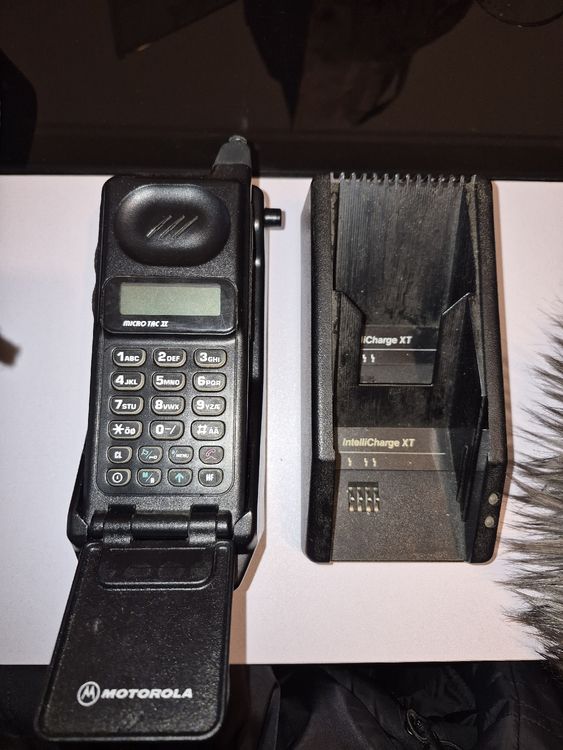 Motorola Micro TAC II - Téléphone Vintage + Chargeur (Gebraucht) in ...