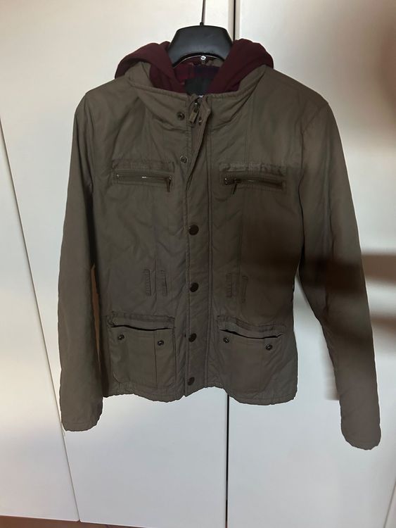 Fall Jacket in good condition size M (Gebraucht) in Muzzano für CHF 5 – mit Lieferung auf ...