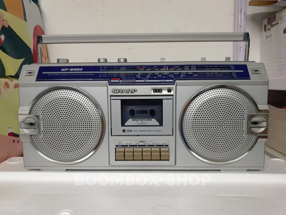 Sharp Radio Boombox Ghettoblaster! (Gebraucht) in Dietikon für CHF 85 ...
