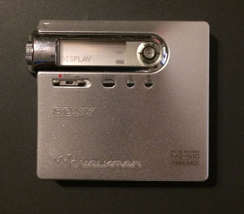 MiniDisc Recorder Sony MZ-N10 mit 10 MDs (Gebraucht) in Schlieren für ...