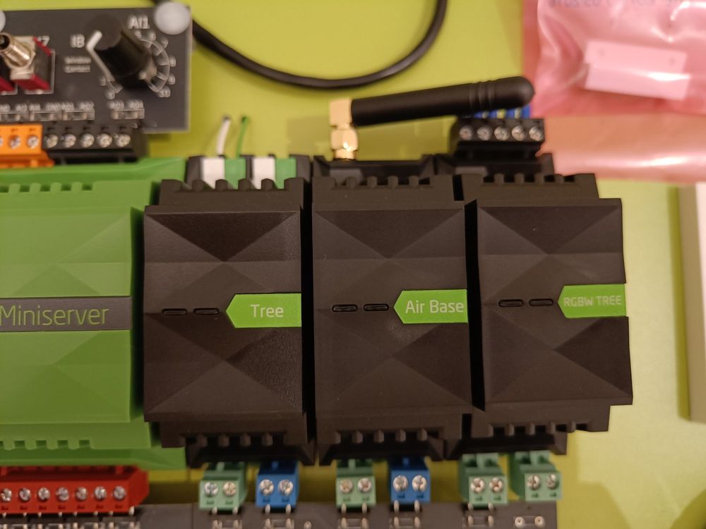 Loxone Musterkoffer Tree / Loxone Demo Case (Gebraucht) in Gretzenbach ...