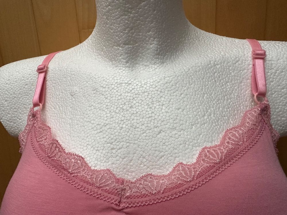 BH Hemdchen rosa Grösse 36/38 (Gebraucht) in Wallbach für CHF 6 – mit ...