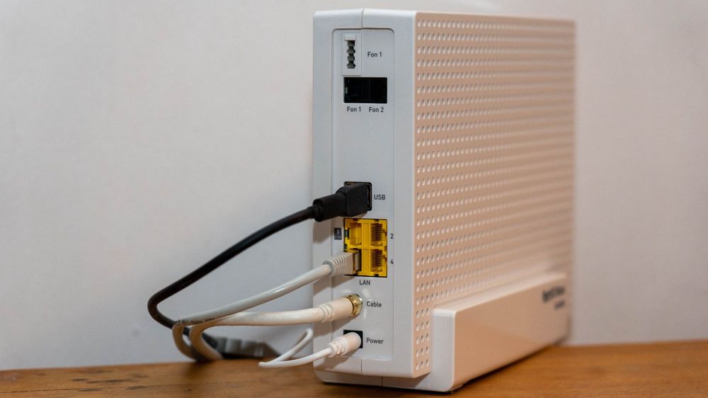 Kabelmodem / WLAN-Repeater von FritzBox mit Garantie (Neu (gemäss ...