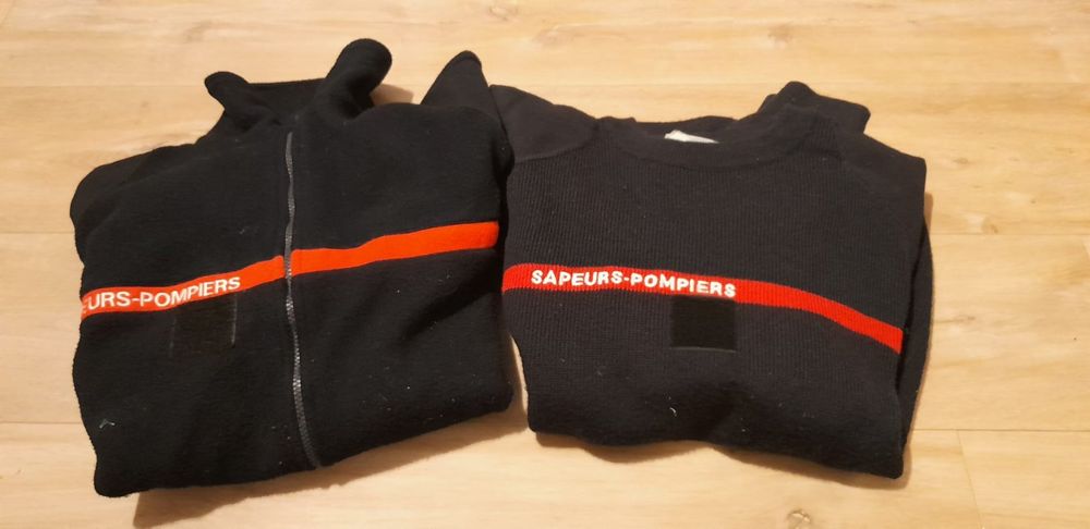 Uniforme pompier pull et jaquette (D'occasion) à Romainmôtier pour CHF ...