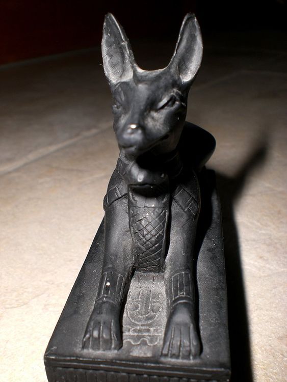 Anubis, Ägyptische Schakal Gottheit, Figur/Statue (Gebraucht) in ...