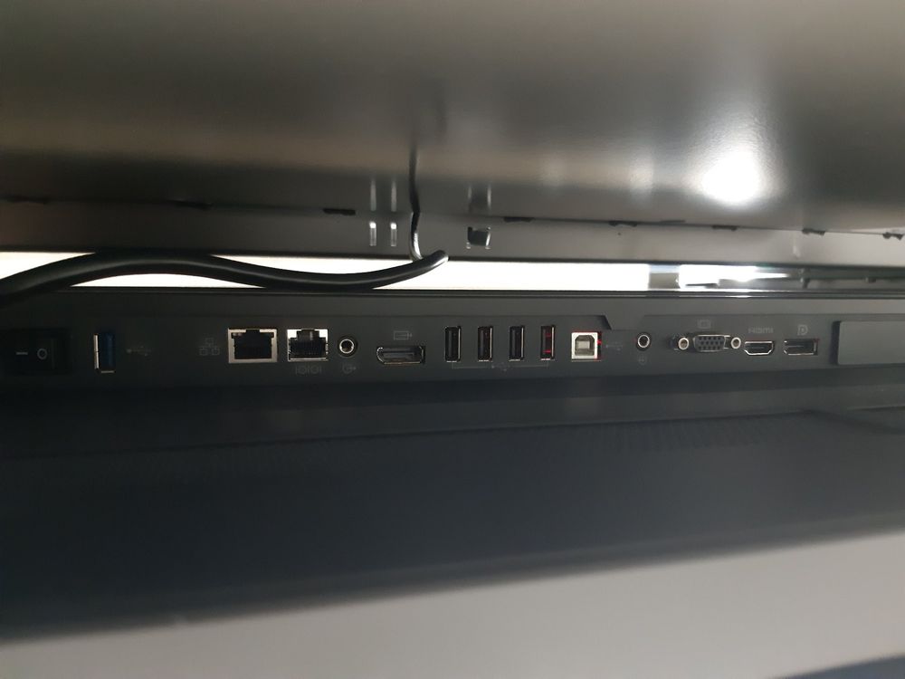 Microsoft Surface Hub 1596 84" Interaktives Whiteboard 4k (Gebraucht ...