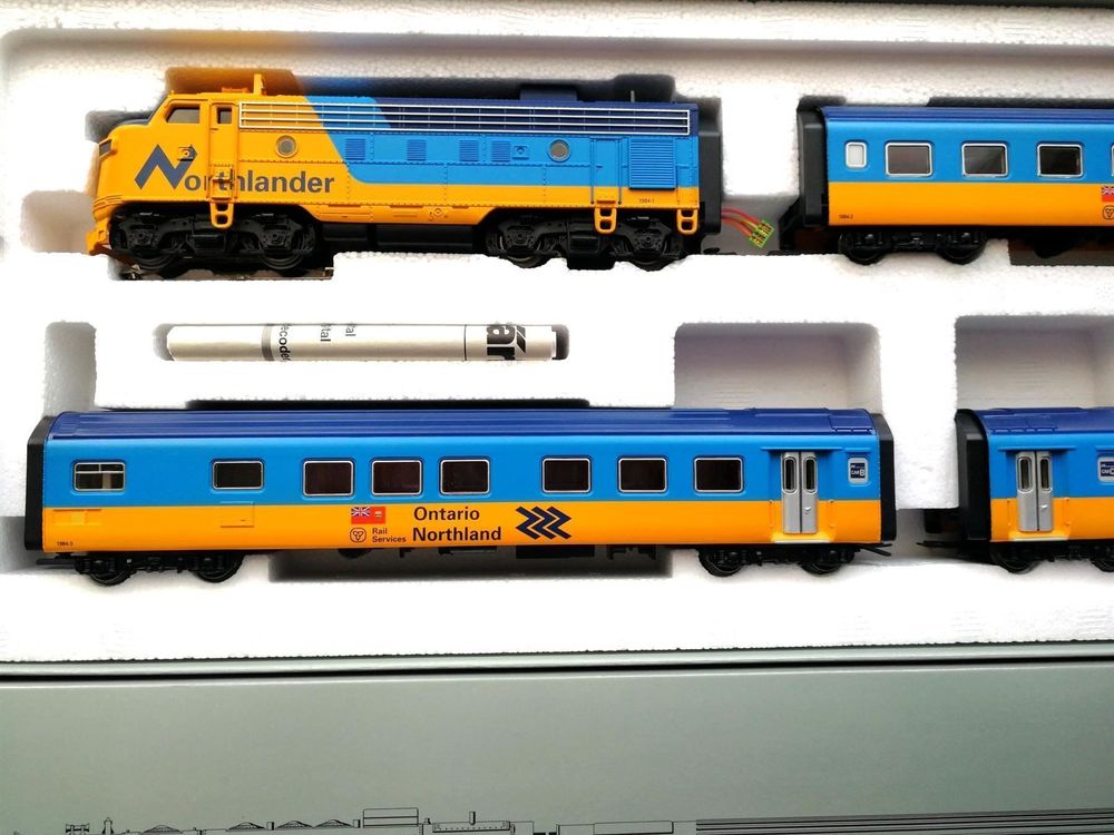 Märklin ONR Dieseltriebzug "Northlander" (Neu (gemäss Beschreibung)) in ...
