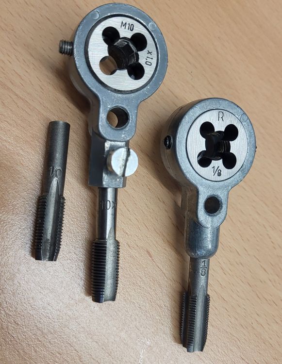 Gewindebohrer Gewindeschneider Schneideisen R 1/8 M10x1.0 | Kaufen auf Ricardo