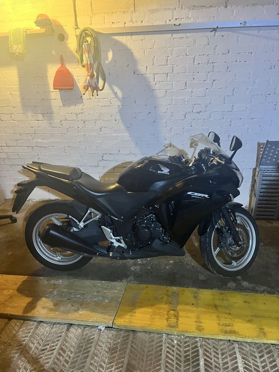 Honda CBR 250 R (Gebraucht) in Dietikon für CHF 1250 – nur Abholung auf Ricardo kaufen