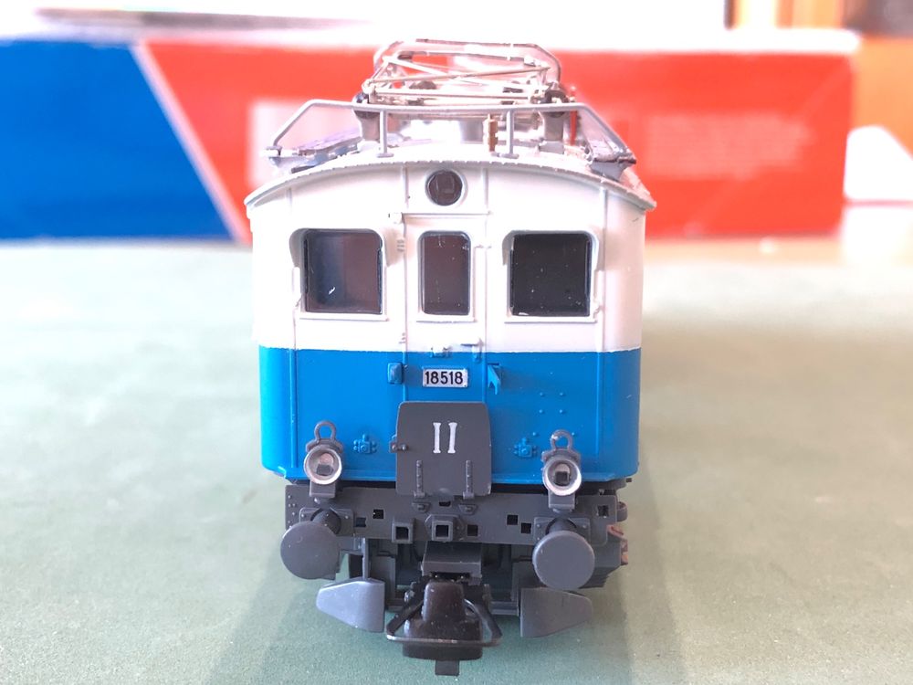 Roco 43631 SBB Fe 4/4 18518 blau/weiss ESU LokPilot LED Bel. (Neu ...