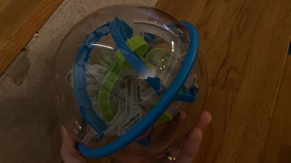 Perplexus Labyrinth Kugel (Gebraucht) in Obfelden für CHF 12 – mit ...