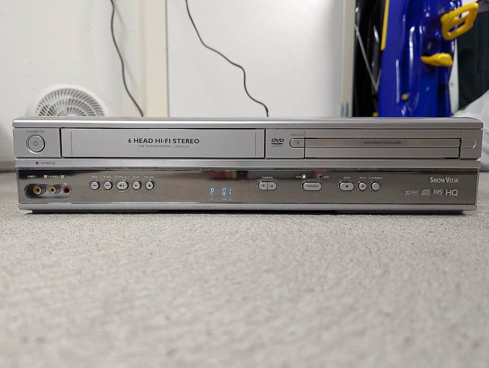 Philips DVP620VR DVD / VHS Videorecorder und Reinigungs-Set | Kaufen ...