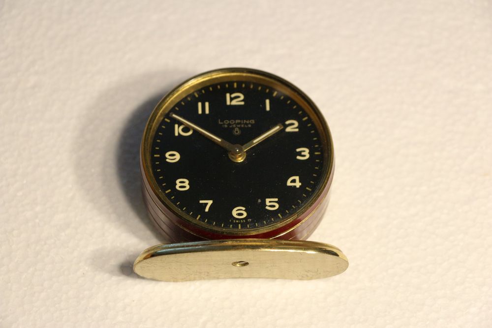 (KOPIE) (Lot Nr. 38) Nostalgischer Wecker Looping Rot | Kaufen auf Ricardo