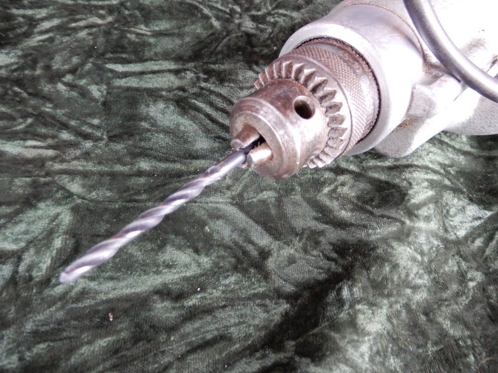 DUSS -DUAX BOHRMASCHINE (Gebraucht) in Huttwil für CHF 13 – mit ...