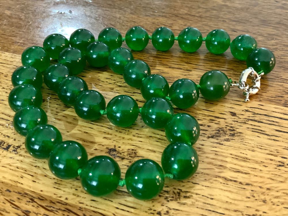 VINTAGE JADE COLLIER GROSSE PERLE, NATÜRLICHE STEINE, 108 GR | Kaufen ...